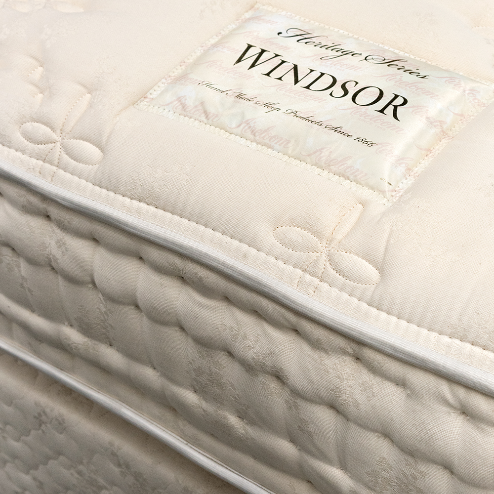 Brand Aireloom - Long's Bedding & Interiors